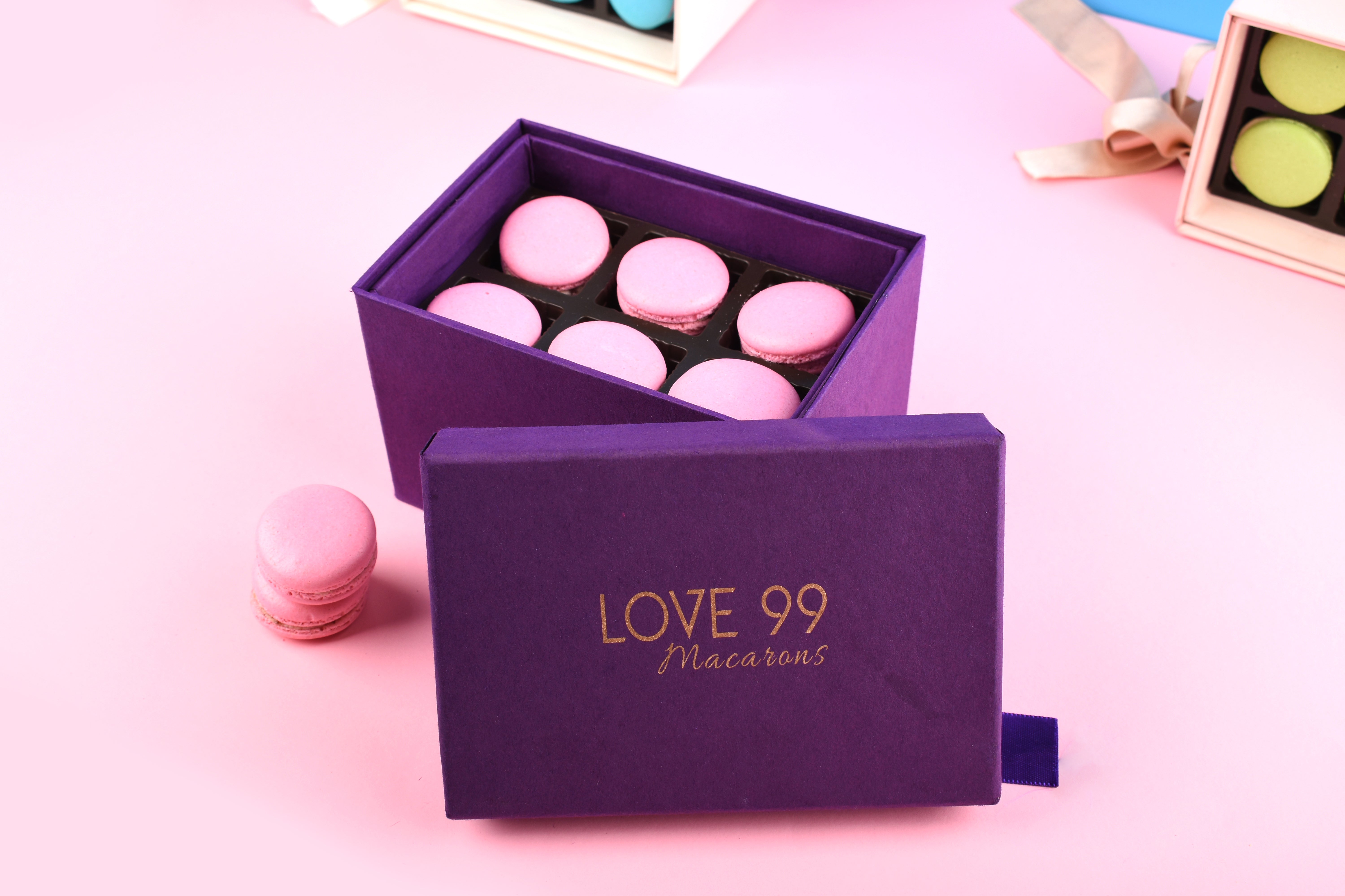 Strawberry Cheesecake Macarons – 99 Pancakes